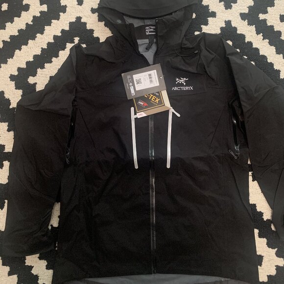 Arc'teryx | Jackets & Coats | Arcteryx Alpha Sv Gortex Jacket Mens ...